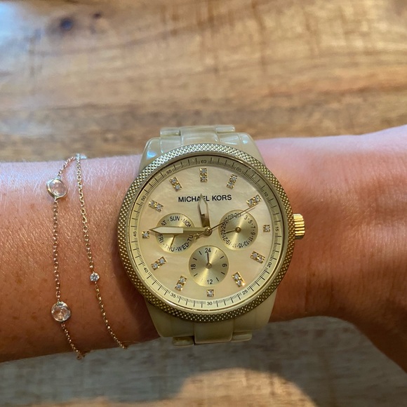 Michael Kors | Accessories | Michael Kors Jet Set Horn Watch Mk539 ...